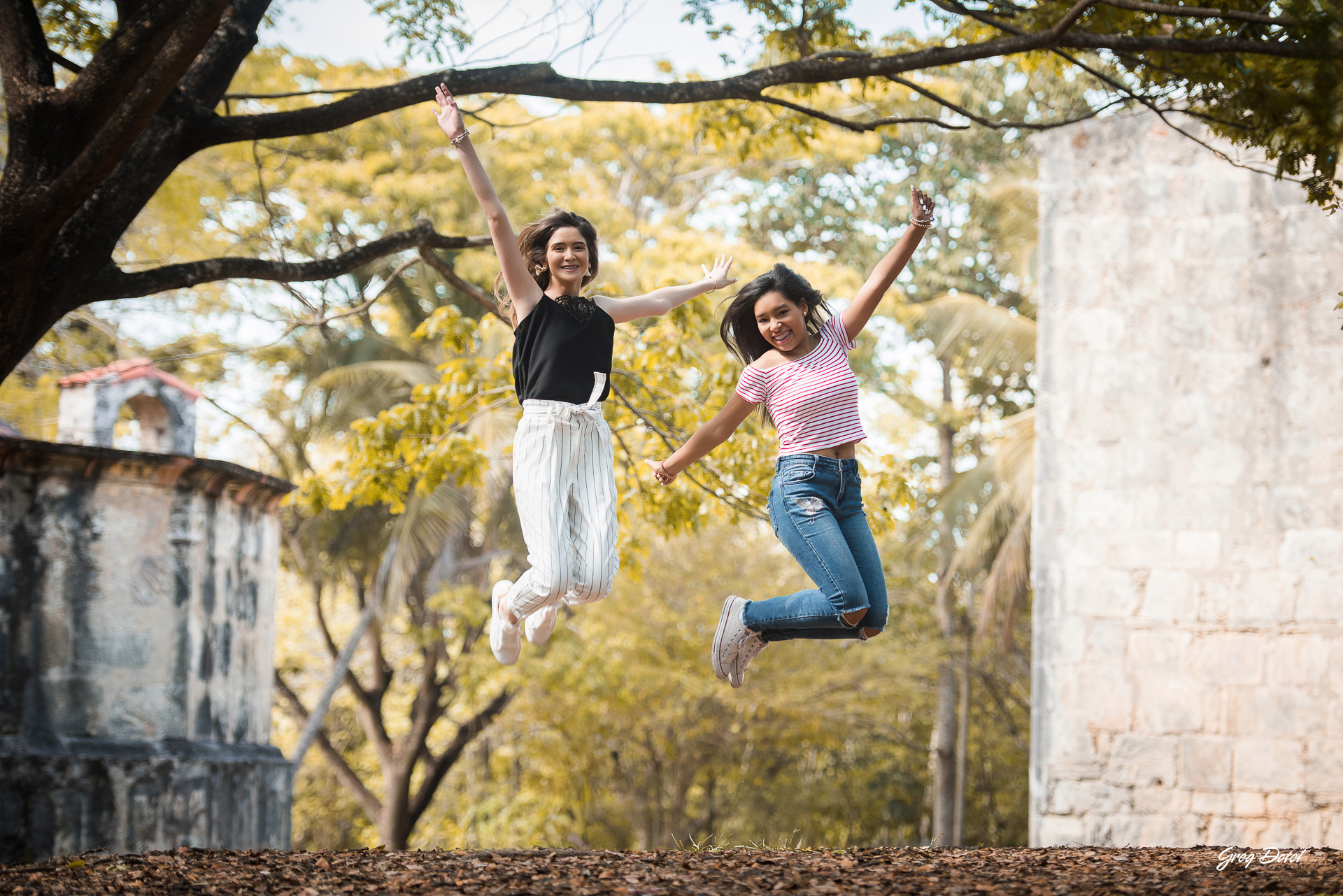 Sesion de fotos de 15 años moderna de Valeria en las Ruinas de Engombe ...